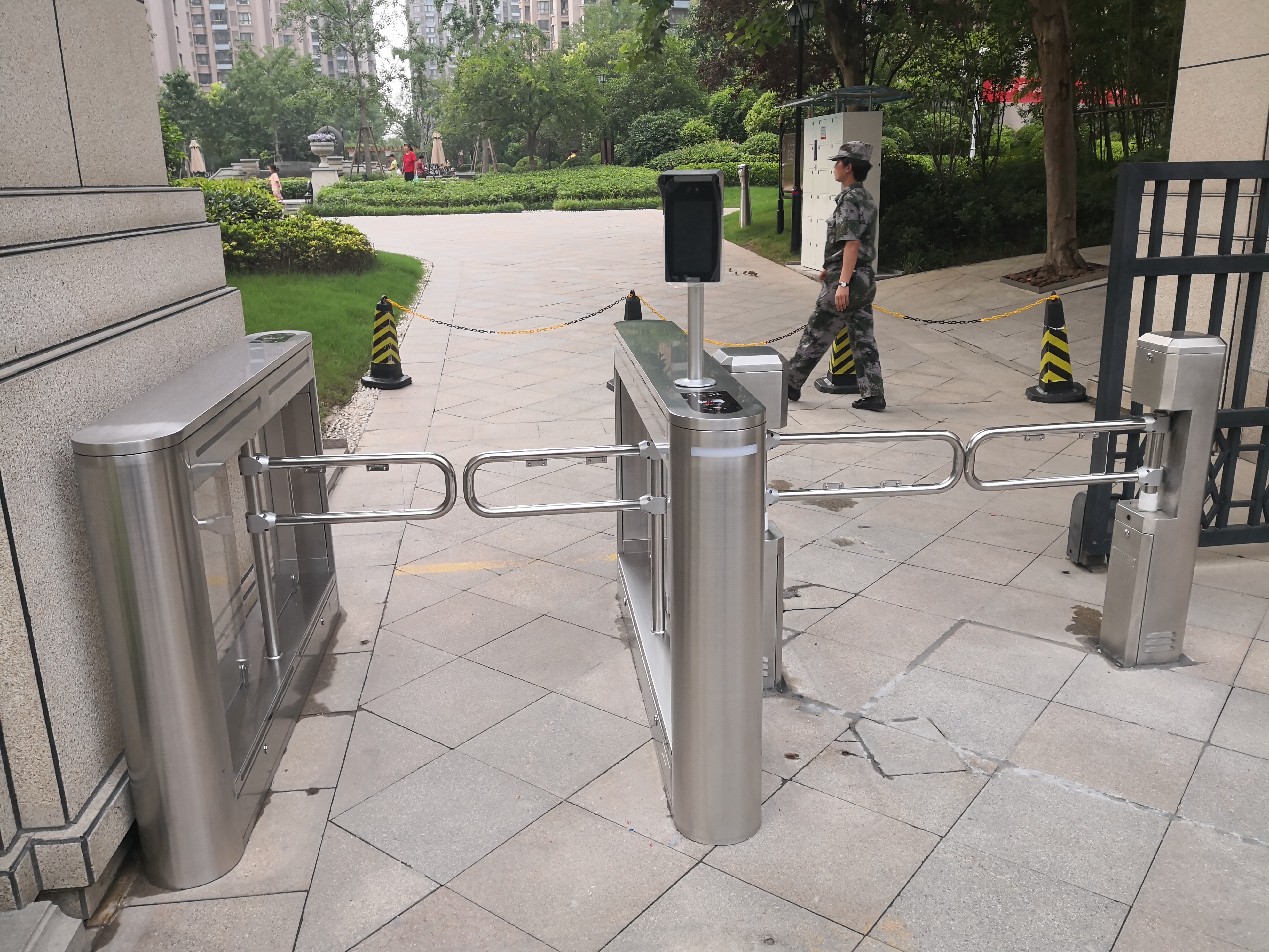 Pedestrian Waist High Turnstile Security System Swing Gates With ...